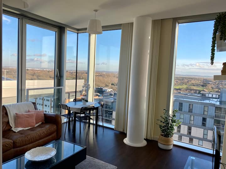 Two Bedroom Luxury Flat In Central Milton Keynes - Milton Keynes