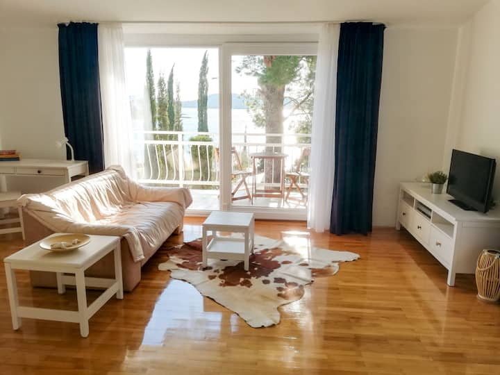 Beach B&b Pansion Rade, Spacious Suite 1st Floor - Tisno