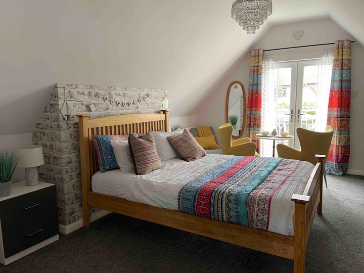 2 Boutique En Suite Luxury Bedrooms Sleeps 6 - Poole