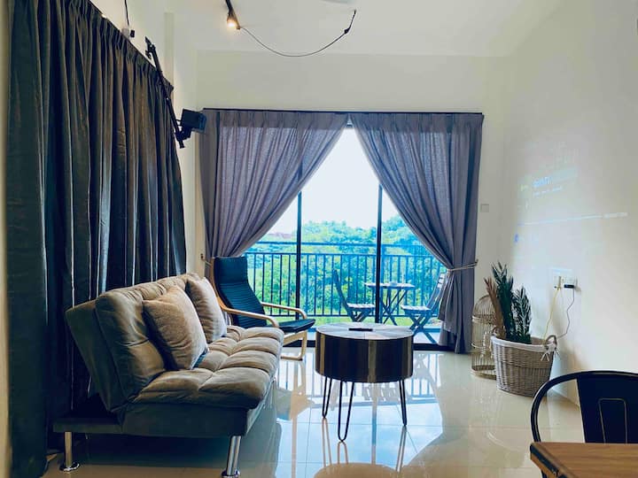 The Cove Hillside@corner Loft - Tanjung Rambutan