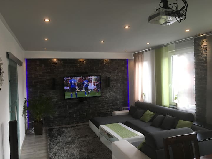 Top Moderne Wohnung,100qm,4 Zimmer,bis 10 Personen - Dortmund