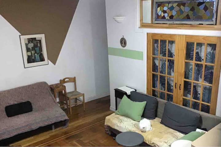 Cozy Room Van Courtland Park/montefiore Hospital - Yonkers, NY