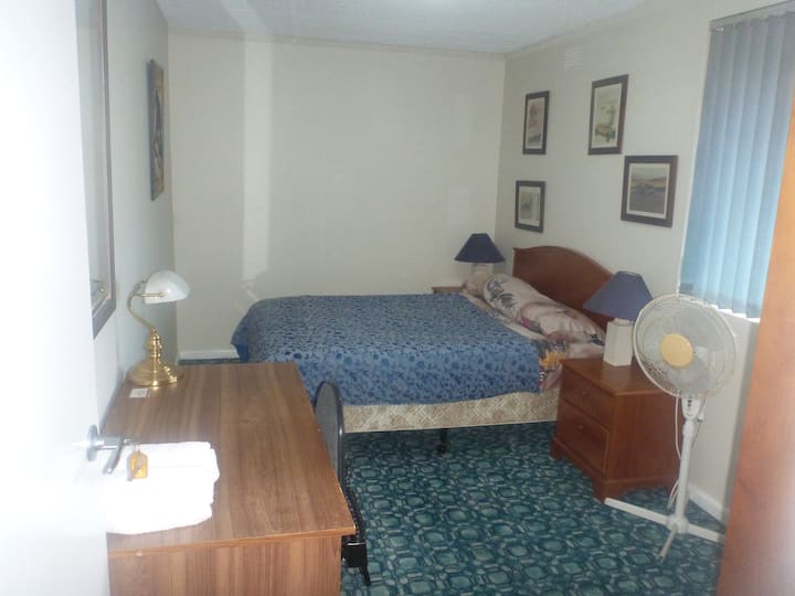 Nice Room With Double Bed - 臥龍崗