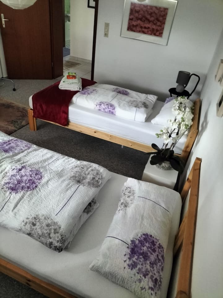 Zwei Zimmer,
Vier Betten
Baunatal - Baunatal