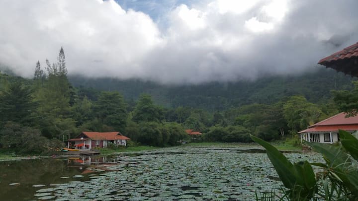 Benum Hill, Raub (Bed & Meals!) - Kl Getaway Value - Raub