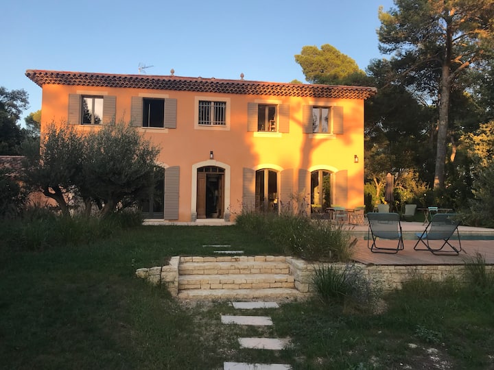 Belle Bastide à Aix-en-provence - Rousset