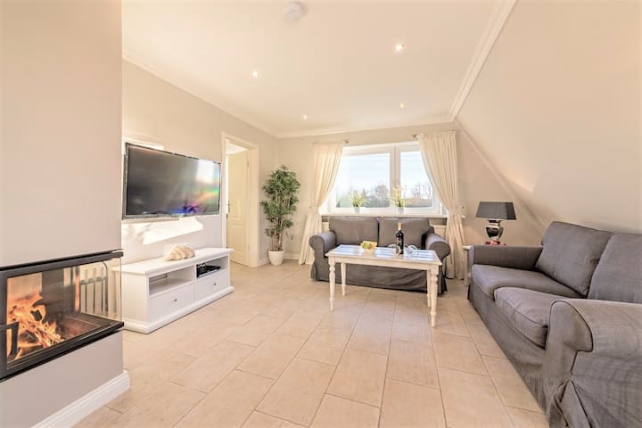 80 M² Ferienwohnung ∙ 2 Schlafzimmer ∙ 4 Gäste - Sylt