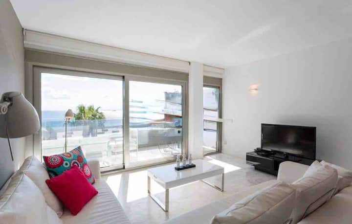 Beach Front Flat, 2bdr. 2bath Ibiza - Ibiza