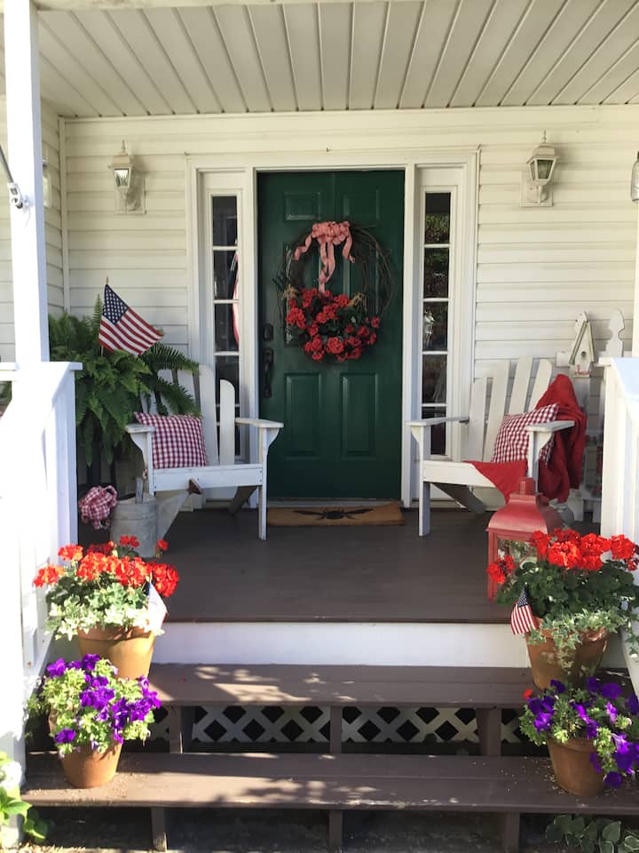 Honey’s House - Knoxville, TN