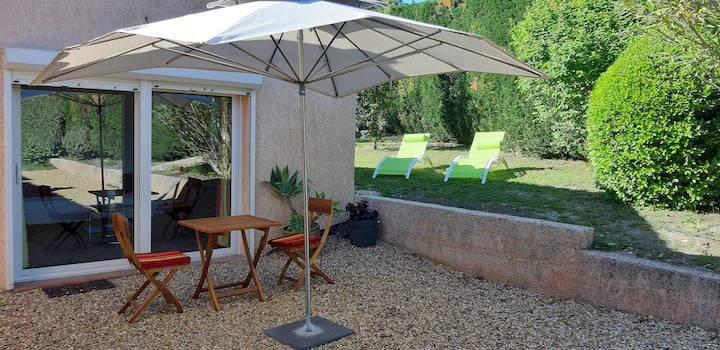 Appart T2-calme-terrasse-jardinet- 5mn Centre - Cadenet