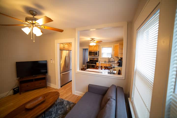 Cozy 2 Bdrm - 25 Min To Nyc & 5 Min To Metlife - East Rutherford