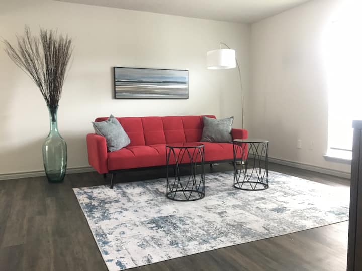 Luxurious, Stylish, Total Remodel 2021, Private - Dallas