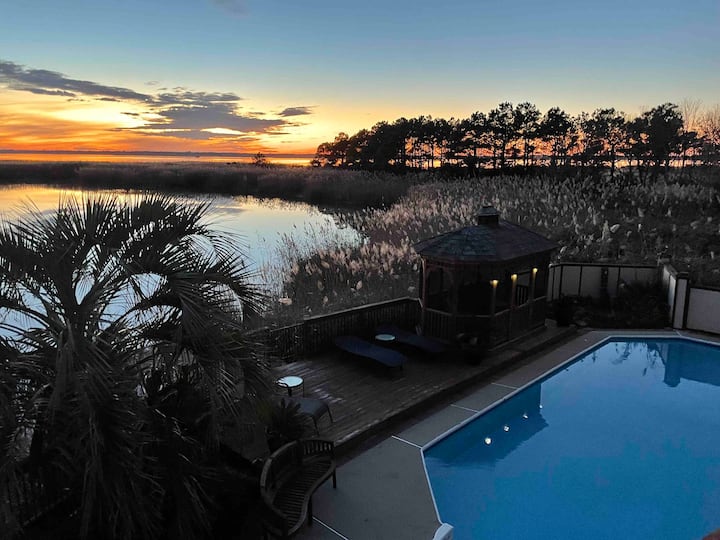 Stunning Views Of Back Bay & Seconds To The Beach - Sandbridge Beach, VA