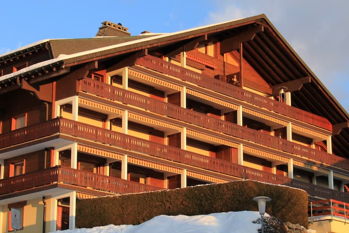 Appt 3.5 P. 67 M2 + Balcon 10 M2 / Villars - Aigle