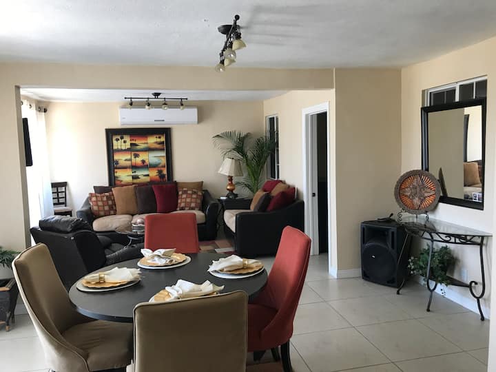 Tijuana Airport Beautiful House 3 - Playas de Tijuana