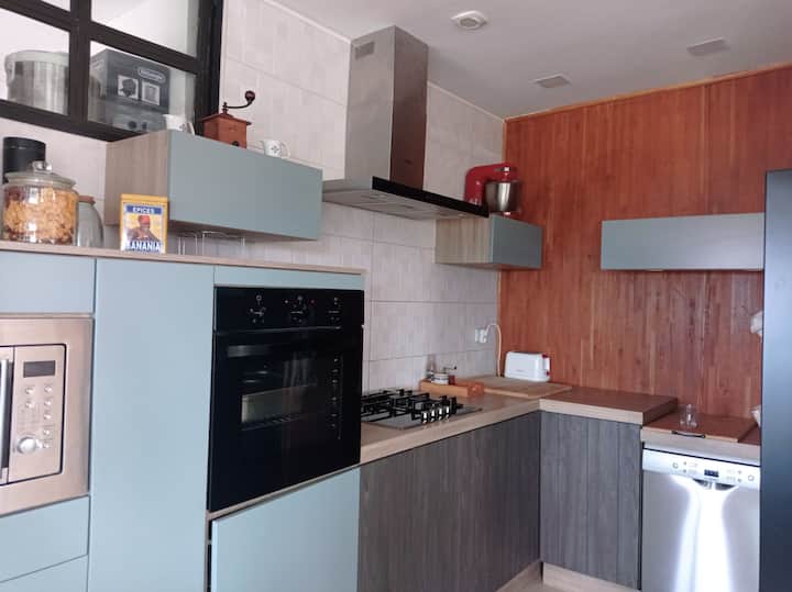 Appartement Spacieux Et Lumineux - Abidjan