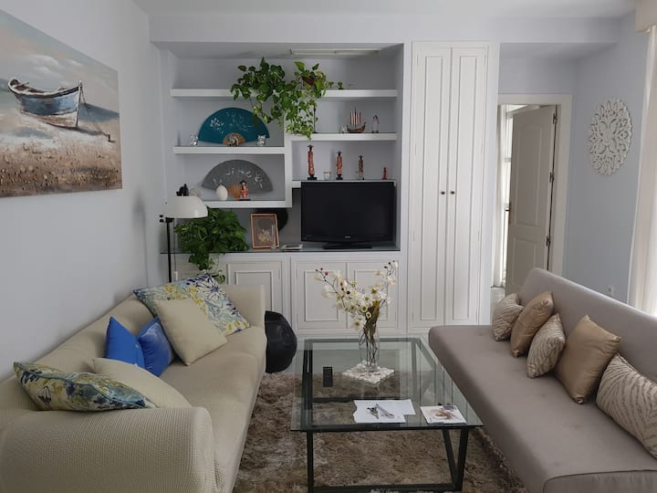 Precioso Apartamento En El Mismo Centro De Málaga. - Malaga