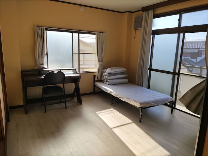 【快適に滞在、家族利用等におすすめ】洋室と和室が繋がったお部屋 - Gifu
