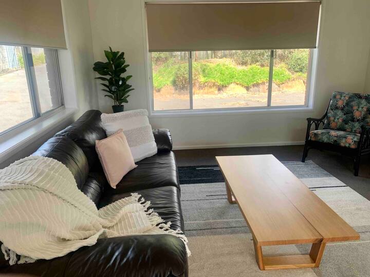 Hidden Gem In West Launceston - Entally Estate, Hadspen