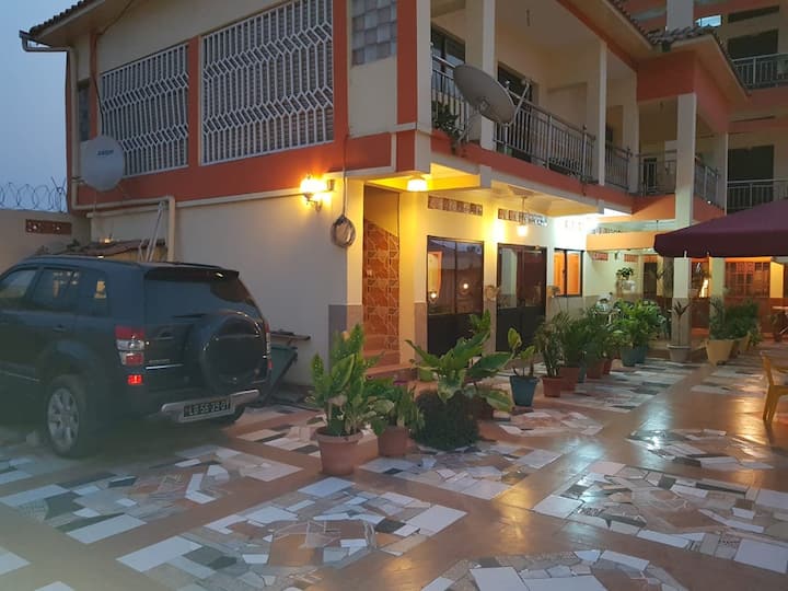 Apartment 1 Bedroom + Shared Bathroom - Angola