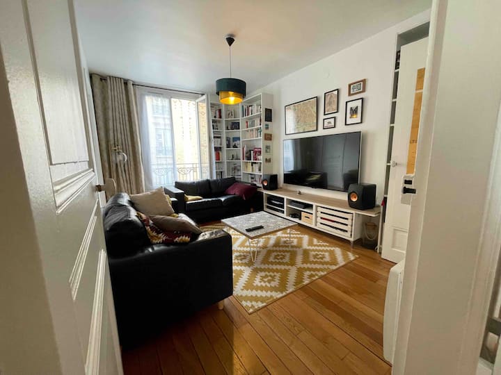 Nid D’artistes Cosy à Quelques Pas Du Métro. - Paris