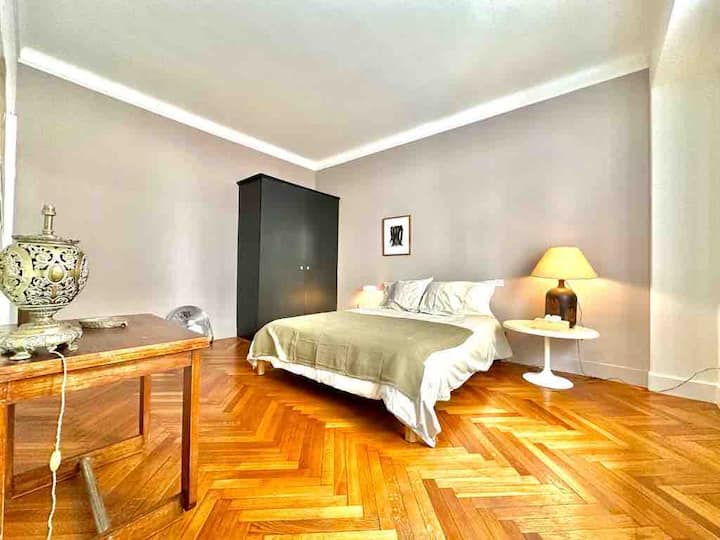 Les Pieds Dans L’eau Dans Un Cadre Unique - ibis Nice Centre Gare