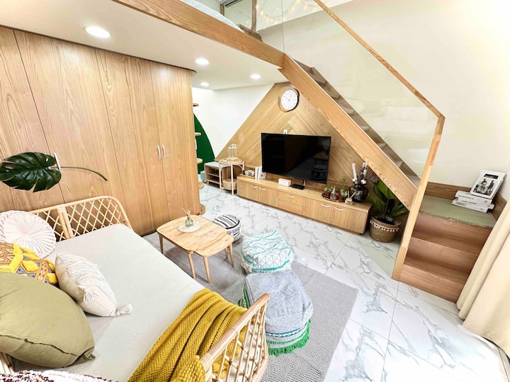 【Vacaloft】@ximen/西門町/freewifi/1-3p/mrt 1mins - Taipei