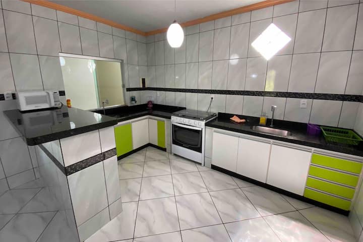 Casa | 2 Quartos +Varanda +Churrasqueira (Av Nova) - Montes Claros