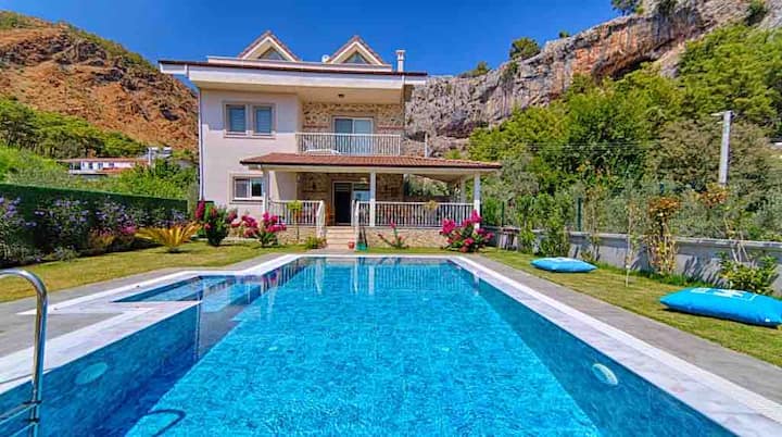 Fethiye Göcek Te ÖZel Havuzlu Müstakil Villa - Göcek