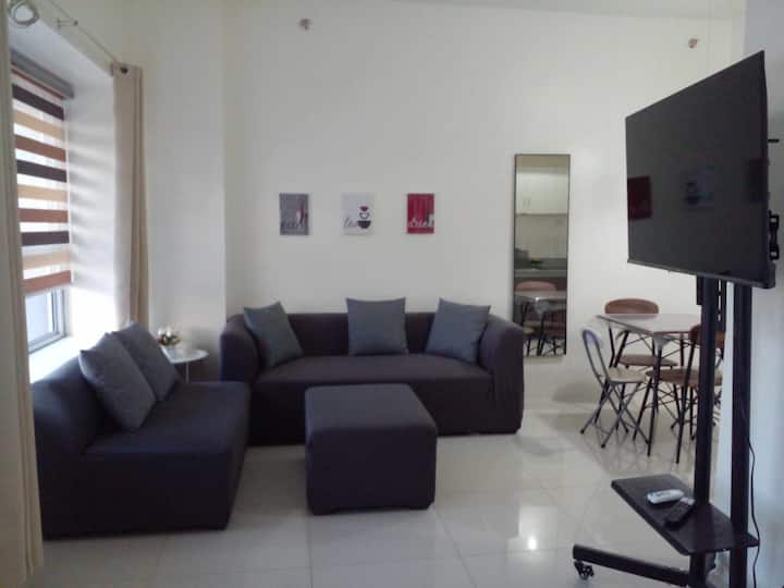 Modern Urban Suites- Ideal Long Term Stay-6 Months - Muntinlupa