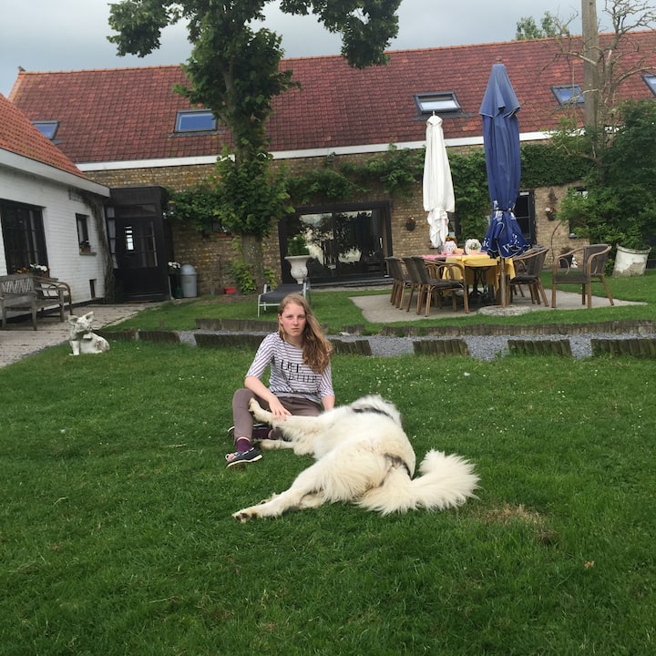 Vakantie Hoeve Het Hof Van Eden Met Ontbijtbuffet. - De Panne