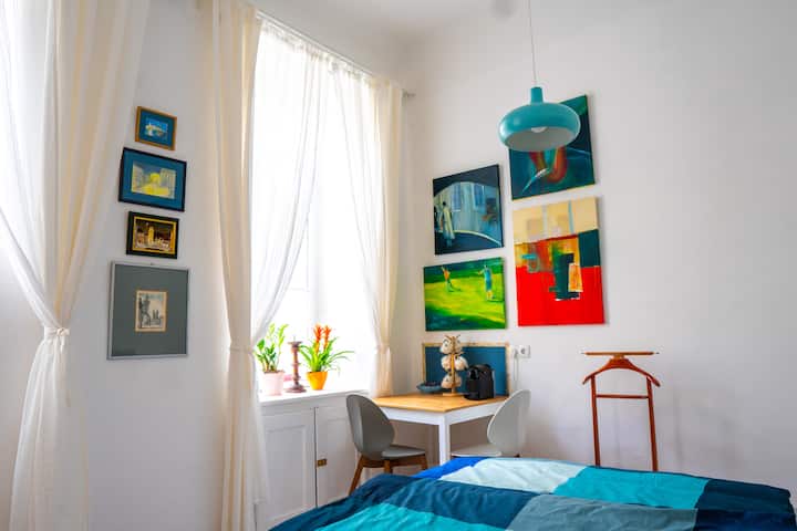 Stylish Room Just Across Hundertwasser House - Wien
