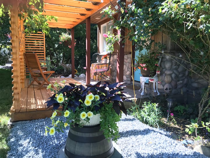 Owls Nest Located In Langley’s Wine Country - Langley, BC