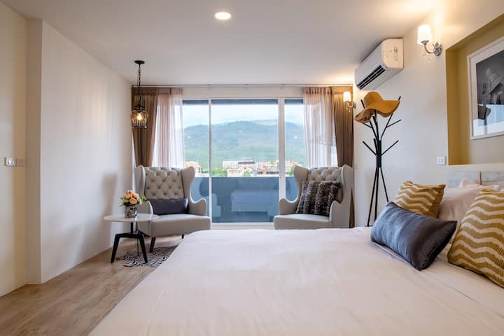 Room With Mountain View 2 Min Walk To Maya-nimman - Chiang Mai