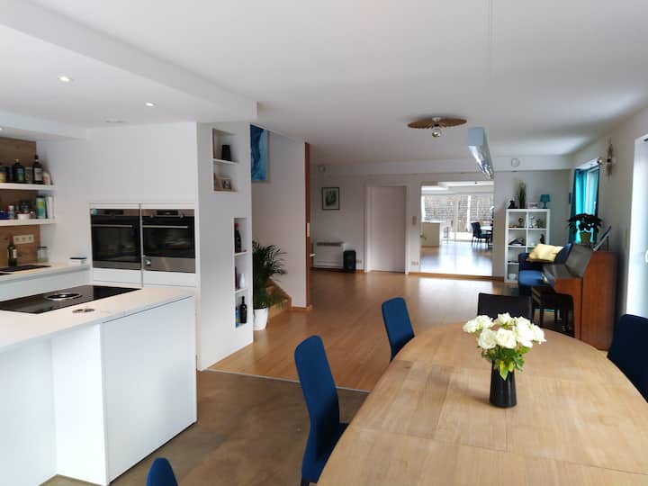 Superbe Maison De Campagne Lumineuse, Grand Séjour - Waremme