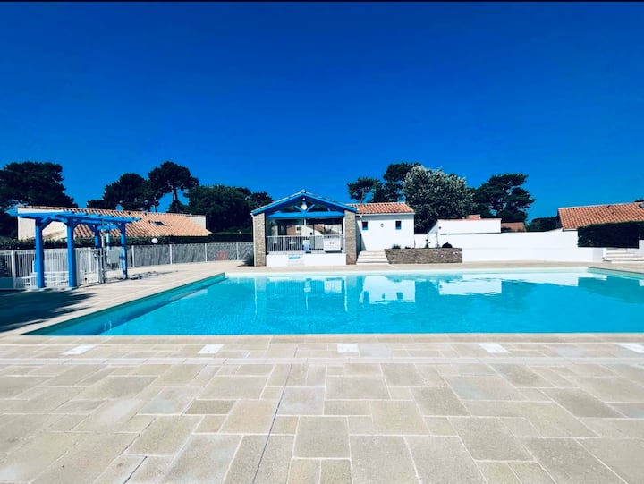 Maison De Vacances 
Piscine Chauffée - Saint-Jean-de-Monts