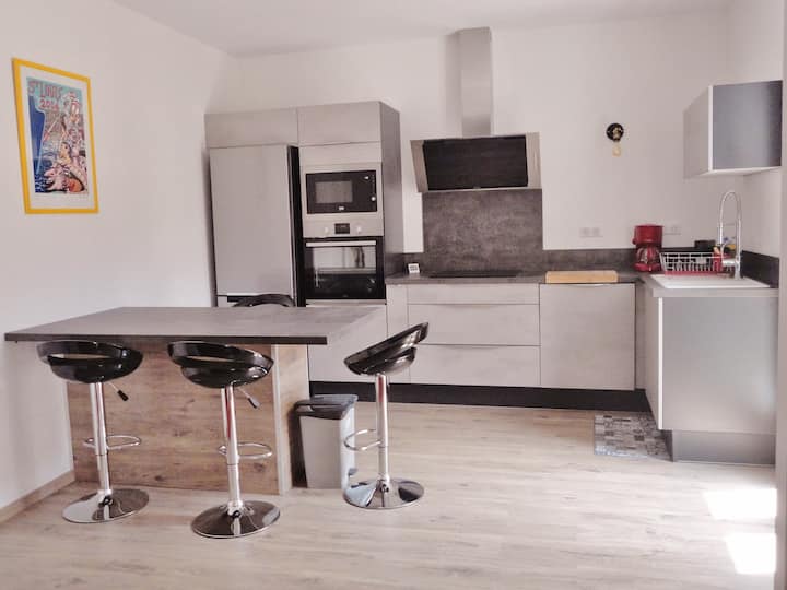 Appartement 93 M2 Climatisé Avec Wifi  Privé - Marseillan