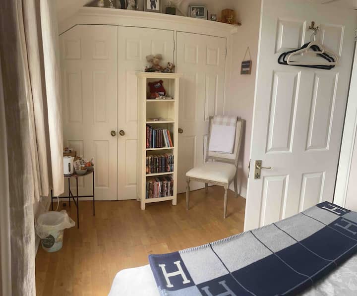 South Facing Double Bedroom In The West End/dean - Edinburgh