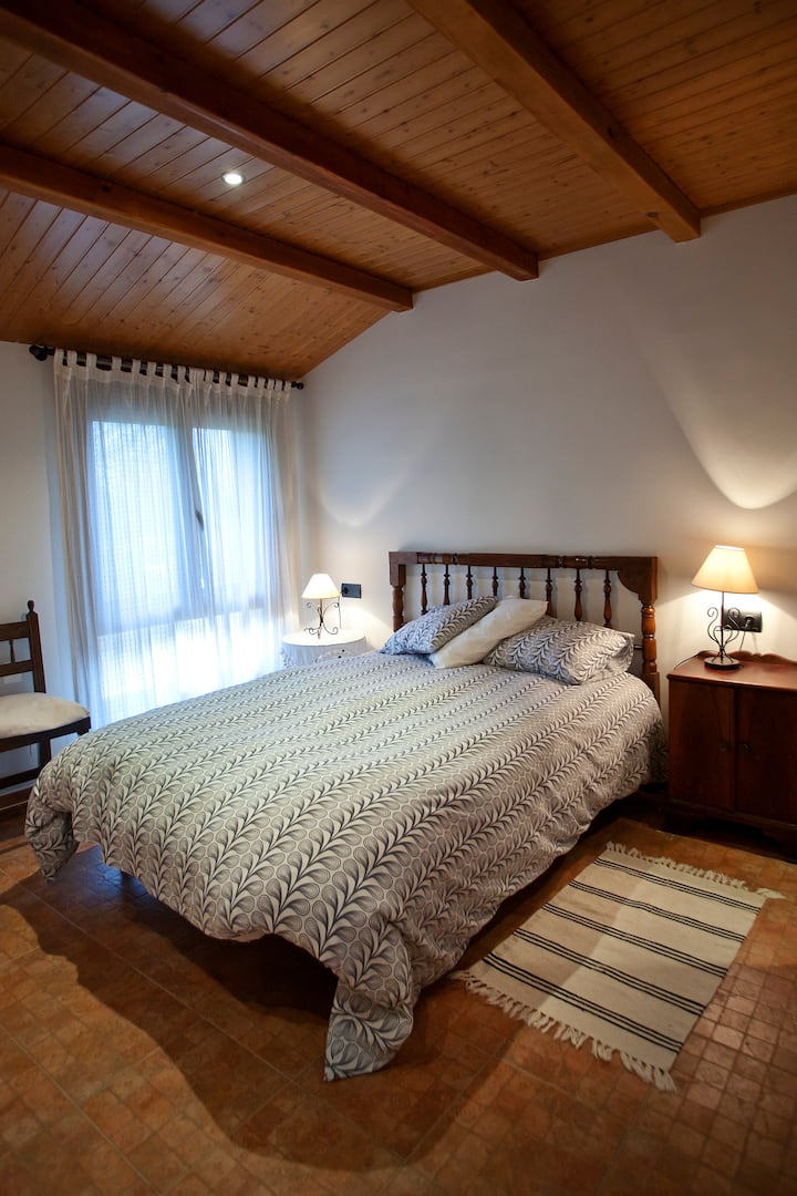 Apartamento Parejas En Granja Fusilero - Ayerbe