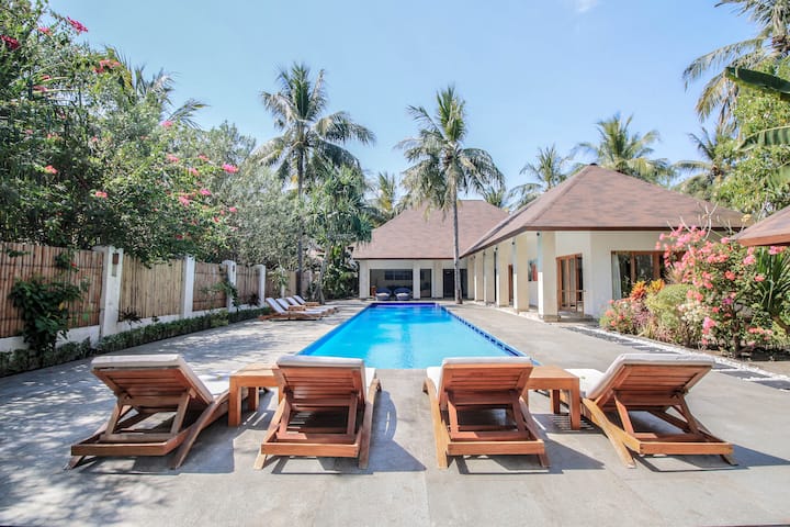 Huge 5br Villa W/ 20m Pool & Free Gym And Tennis! - Gili Islands