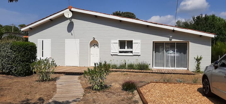 Nouvelle Villa D'été, Proche Plages, Avec Jardin - Vendays-Montalivet
