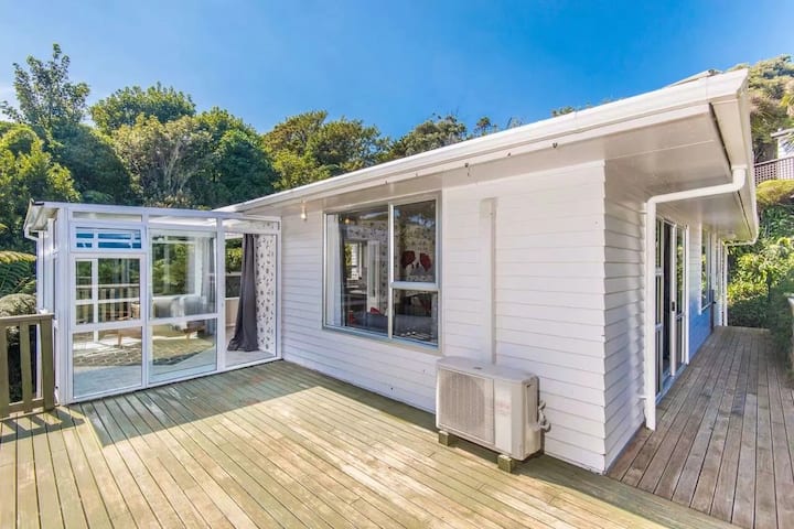 A Warm ,Tidy, Quiet, Safe Vacation Home - Wellington