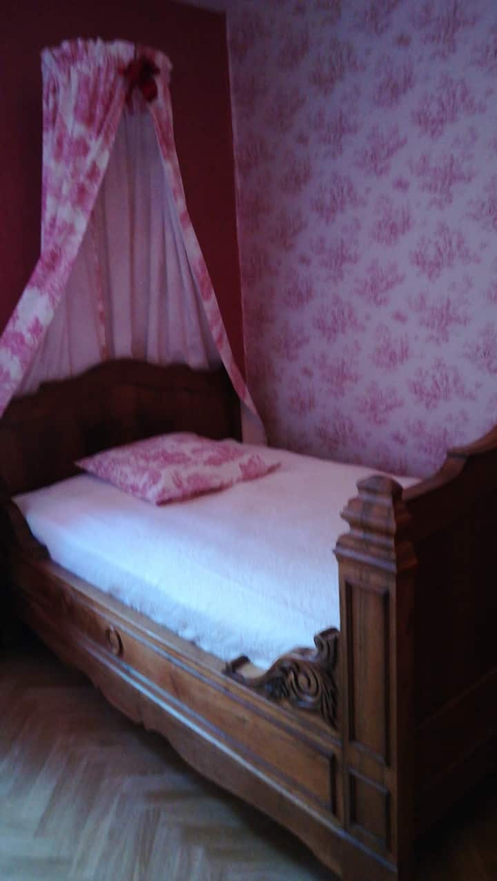 Chambre Meublée "Belle Vue"1 - 마콩