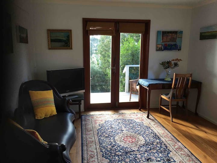 Sharkies Beach House - Beach And Escarpment Views. - Austinmer