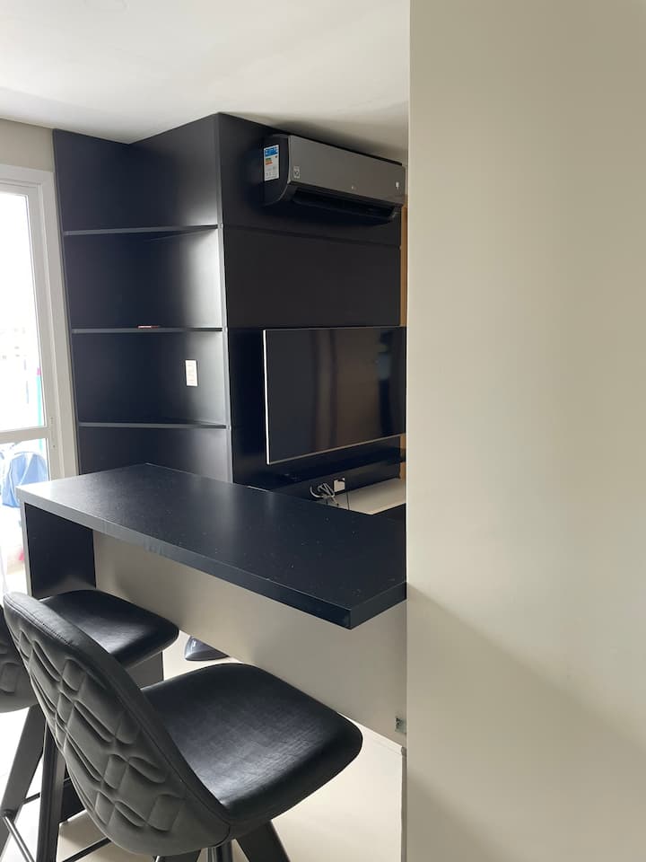 Apartamento Refinado 1 D C/ Ar E Box - Próx Unifra - Santa Maria