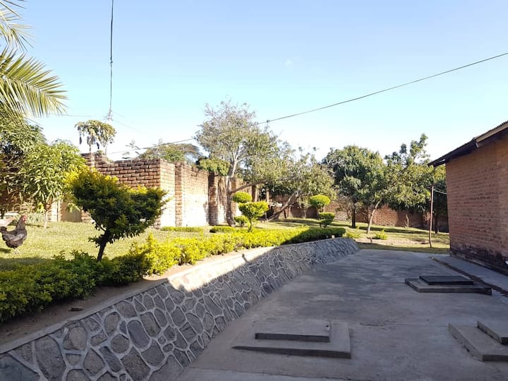 The Mayuni's - Blantyre