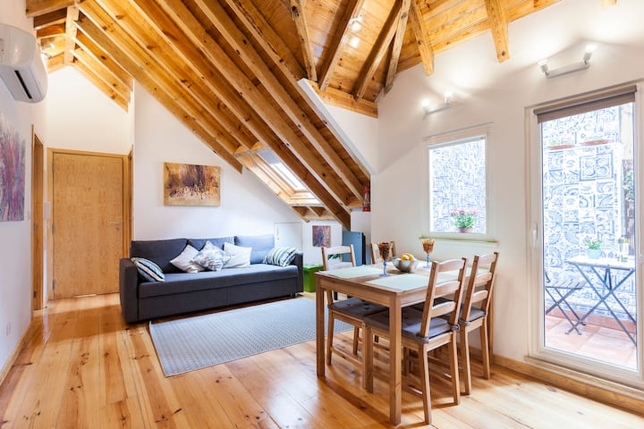 Wooden Top With Terrace - ÁGua-da-flor Apartments - Lisboa