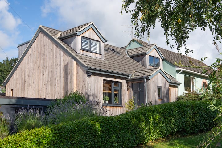 Modern Family Home - Close To Devon Attractions - Totnes
