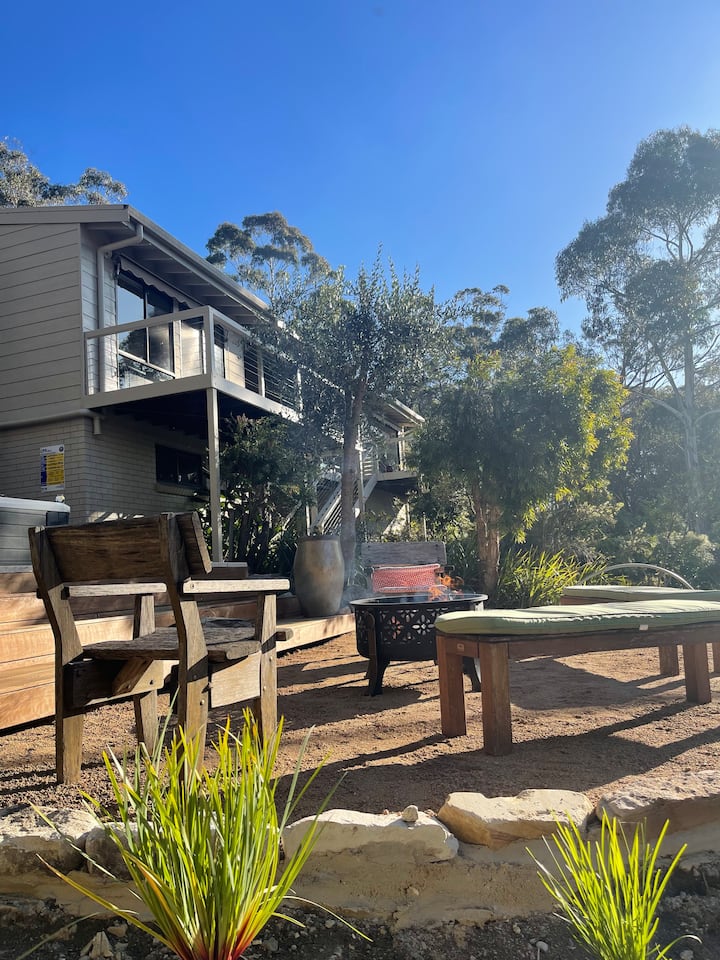 Views, 4/5 Queen Bedrooms And A Boutique Vibe - Alpine