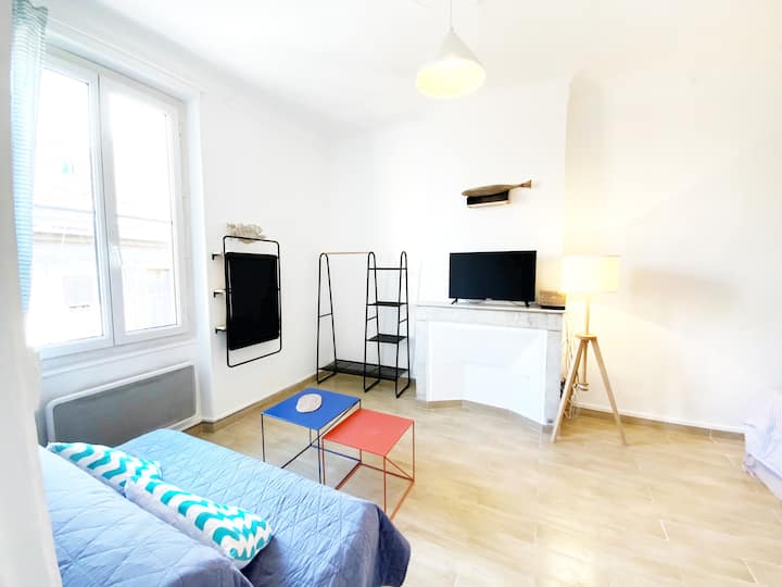 Petit Roi 👑 Cours Julien/vieux Port 10 Min à Pied - Marseille